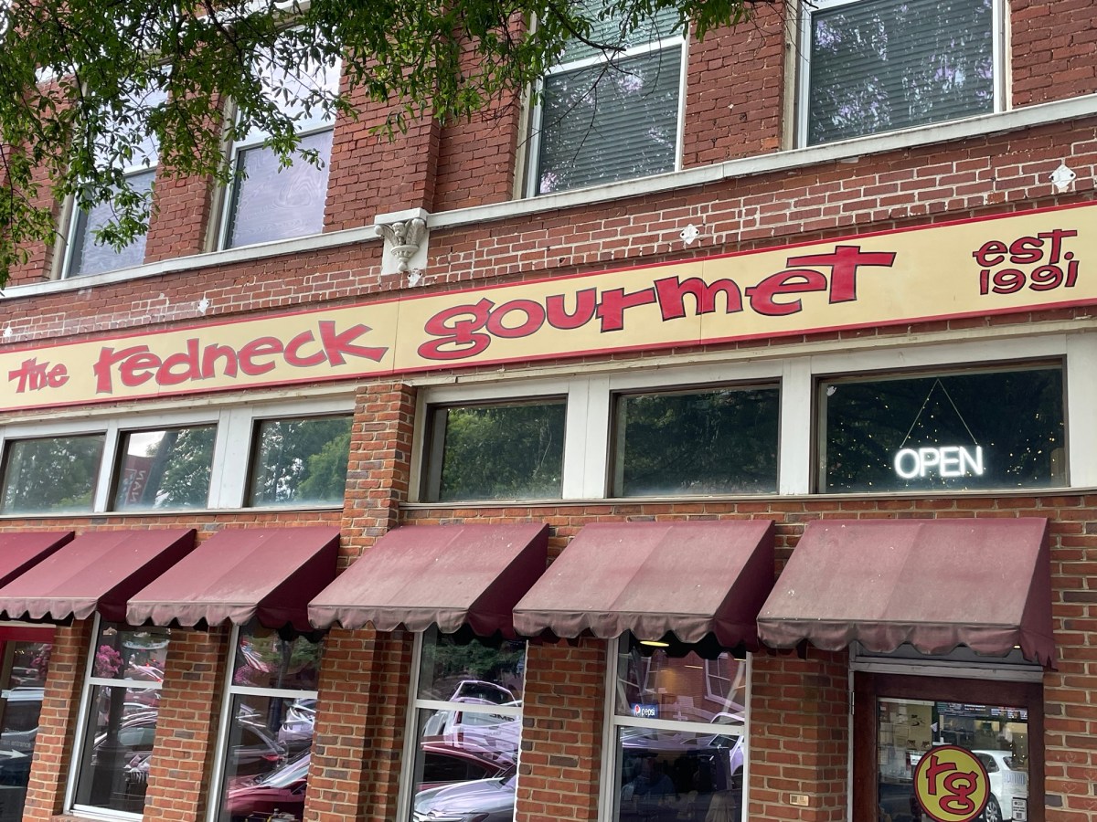 The Redneck Gourmet Review – Newnan Time with Harold